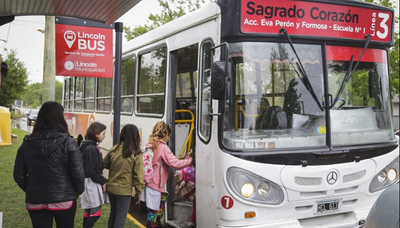 Transporte escolar: En abril vuelve “Lincoln Bus” - Semanario de Junín