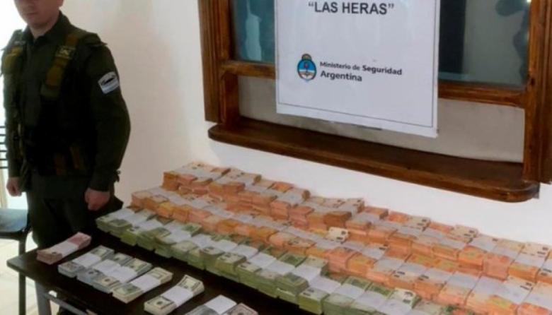 Lo Pararon En Un Control Policial Y Descubrieron Que Llevaba 55 Mil
