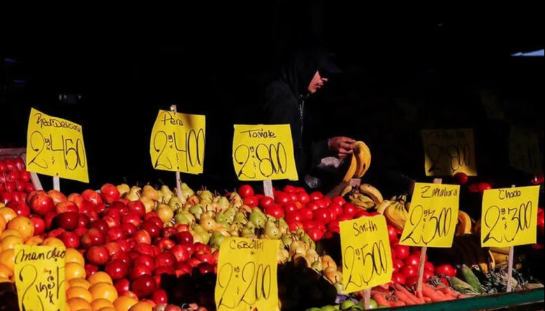 Consumo en cuotas, control del comercio exterior y alivio fiscal ...