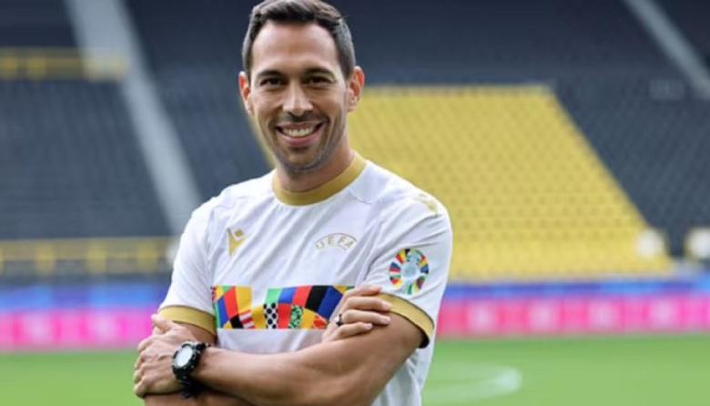 Con el debut del árbitro argentino Facundo Tello, juegan Georgia y ...