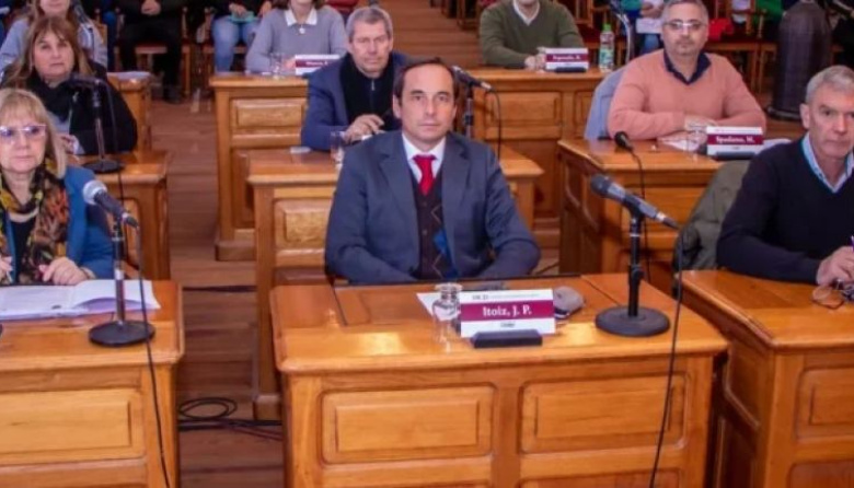 ¿Implosiona lo que queda de Juntos en Junín? - Semanario de Junín